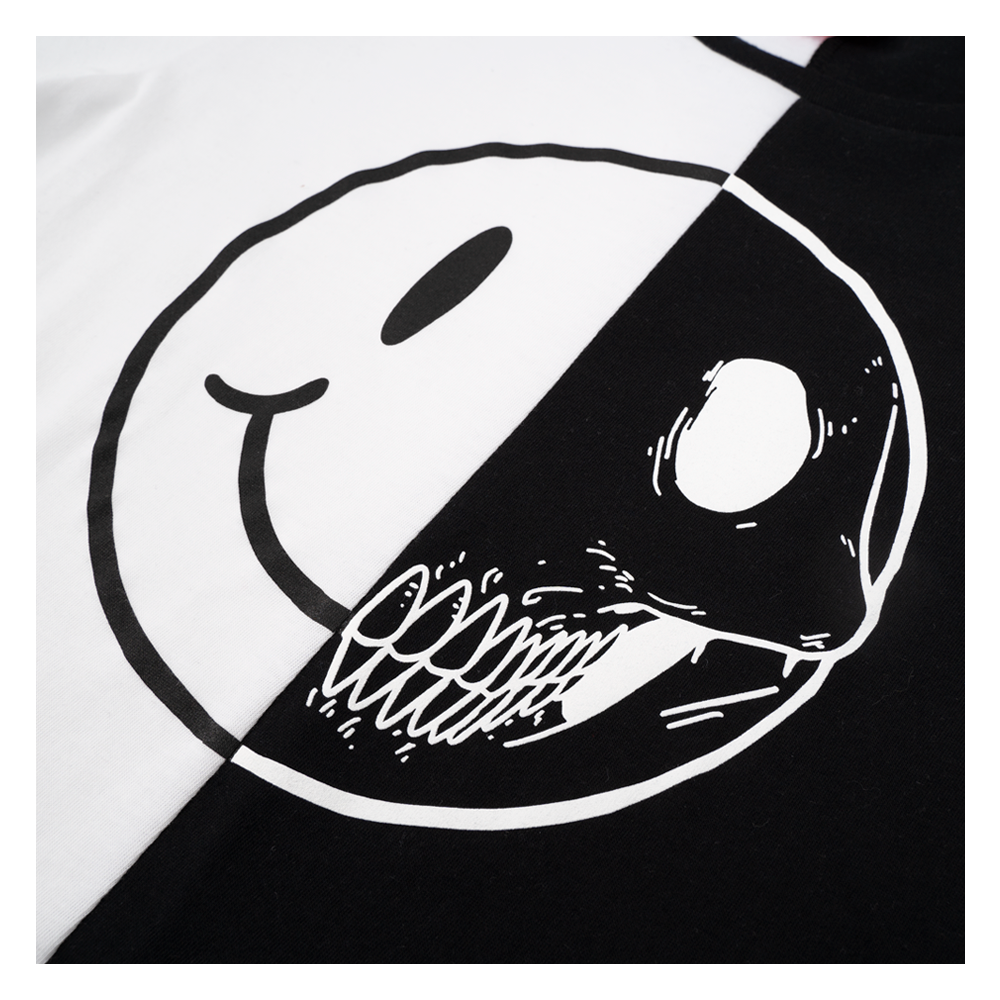 Split Smiley Tee – Ayylien